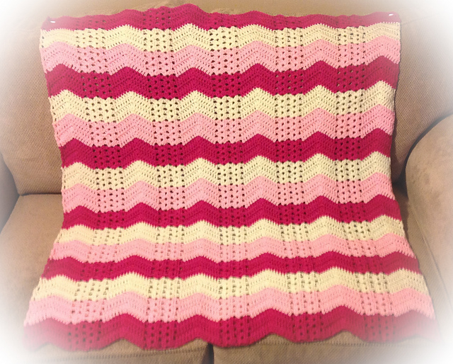 Ravelry: pekeapoomom's Double Shell Ripple Baby Blankets