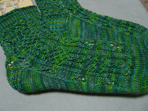 Ravelry: Pandemonium Socks pattern by Pata Tocchin