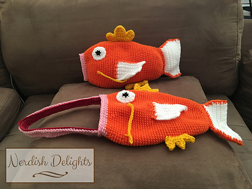 Ravelry: Magikarp the purse or plush pattern by Denise Barnes
