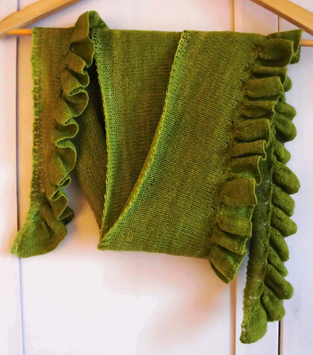 Ravelry: Red Ruffles pattern by Kairi K-A