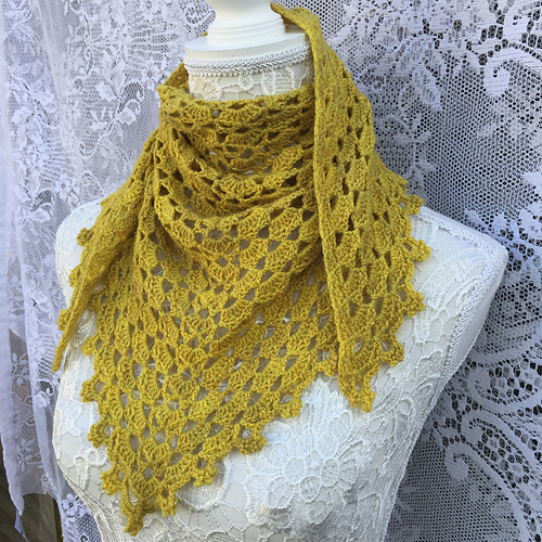 Ravelry: Dorne Rising Shawl pattern by Zoe Clements