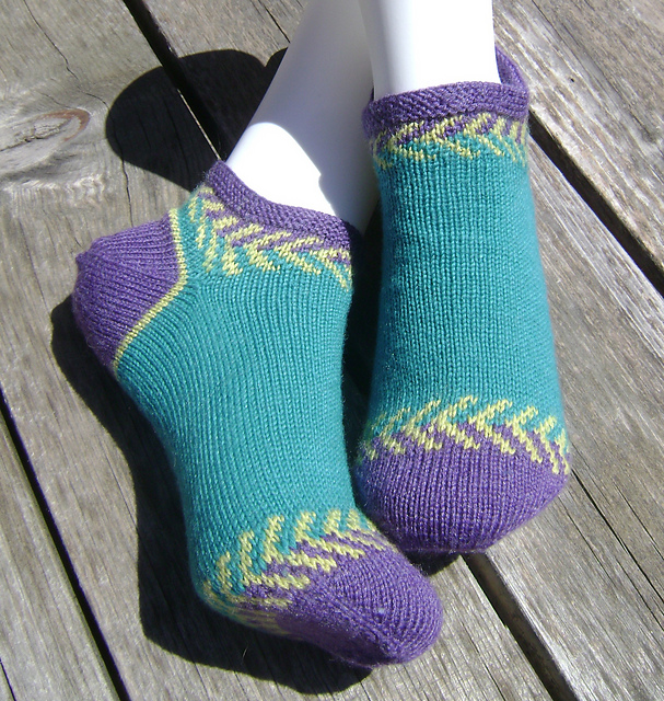 Ravelry: MichelleLMartin's Crystal Socklets