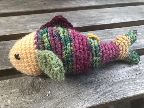 Ravelry: Little Rainbow Fish pattern by Darlene MacDonald