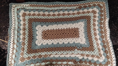 Ravelry: Modern granny shells pattern by Petro G