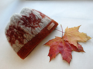 Ravelry: pionella's Leaf fall hat