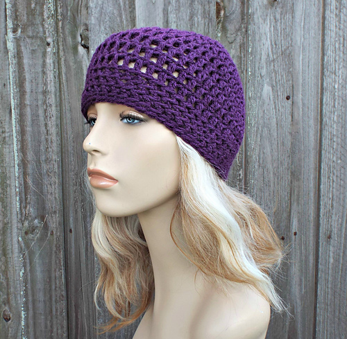 Ravelry: Worsted Weight Basic Beanie pattern by Diane Serviss