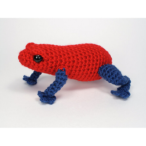 Ravelry: Poison Dart Frog pattern by June Gilbank