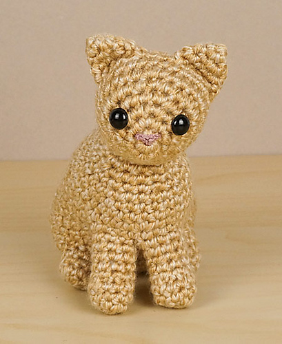 Ravelry: AmiCats Persian Cat pattern by June Gilbank