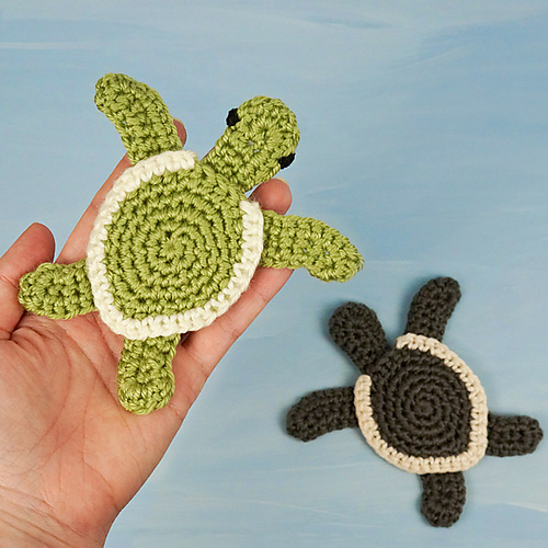 Ravelry: Baby Sea Turtle Applique pattern by June Gilbank