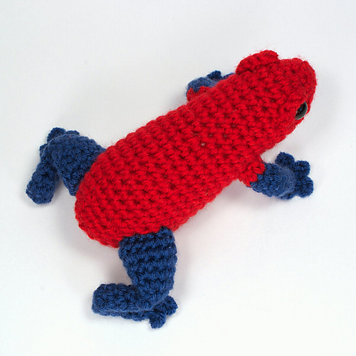 Ravelry: Poison Dart Frog pattern by June Gilbank