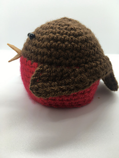 Ravelry: Robin Chocolate Orange Cosy pattern by Melanie Richens