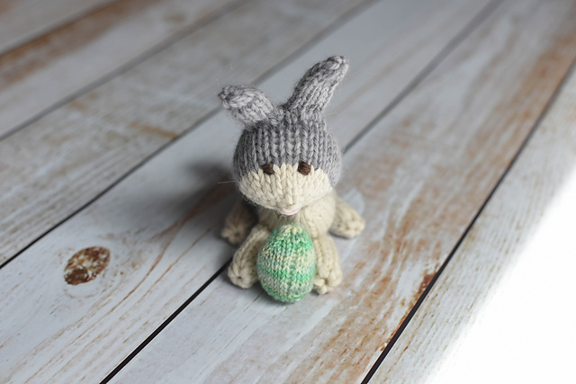 Ravelry: platinumblonde's Baby Cottontail & Easter Egg