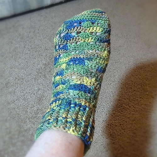 Ravelry: Lacy Shell Stitch Socks pattern by Pam Daley