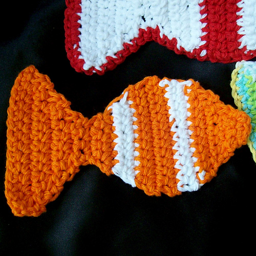 Ravelry: Little Kid Fish Washcloth Scrubbies pattern by Pam Daley