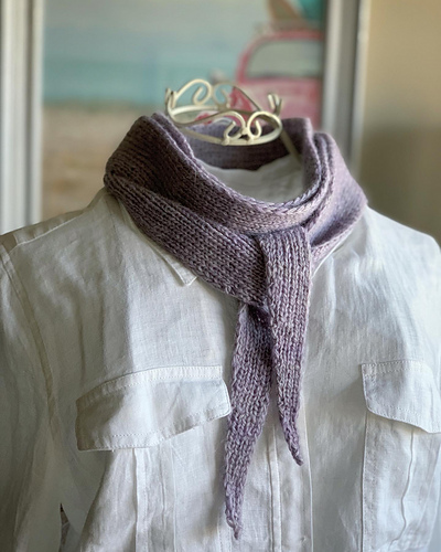 Ravelry: My Trendy Little Scarf pattern by Isabelle Duchatelle