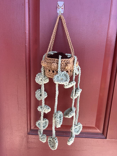 Ravelry: Rearview Mirror Hanging Plant pattern by Patti French