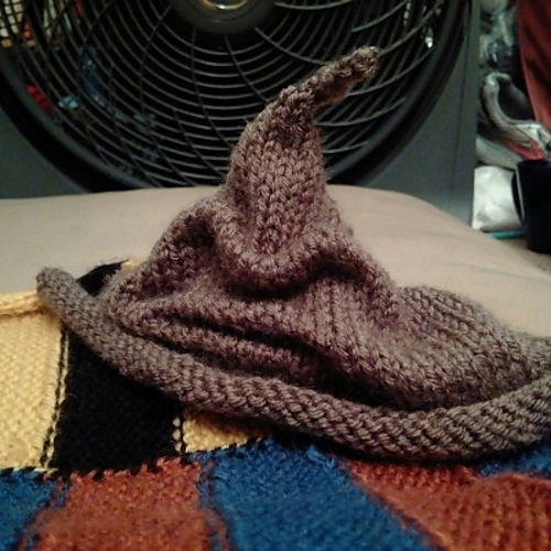 Ravelry: Sorting Hat baby blanket pattern by pod7et is Craftstiel