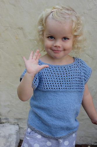 Ravelry: Pull Kono pattern by Muriela