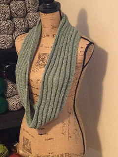 Ravelry: poshlynne's Wurm Cowl