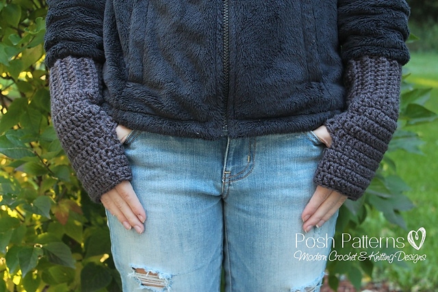 Ravelry: Easy Fingerless Mittens 387 pattern by Posh Patterns