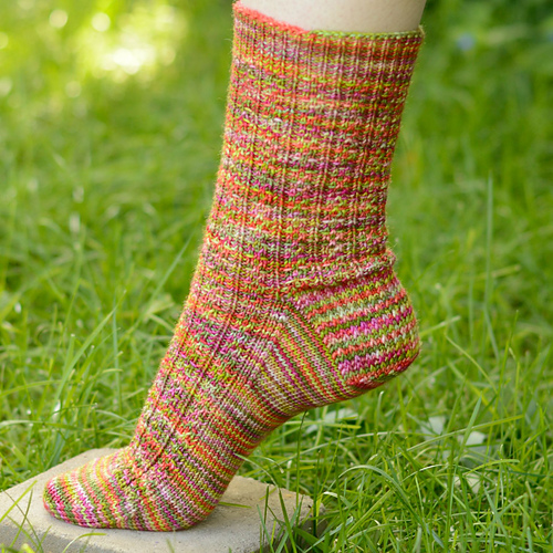 Ravelry: Bob & Weave Socks pattern by Susie White