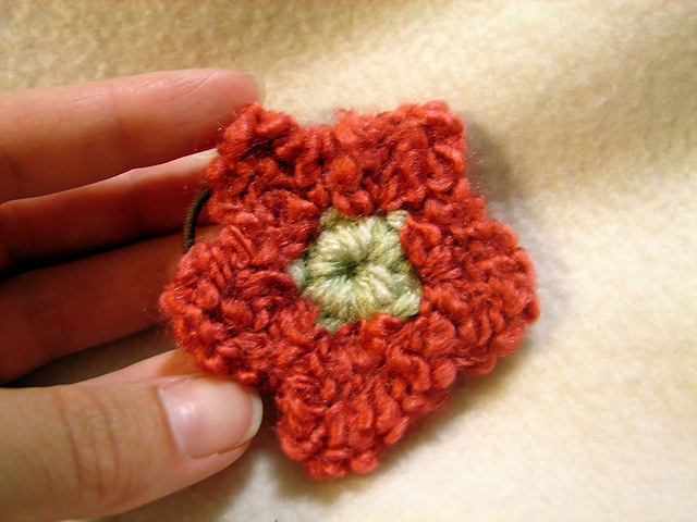 Ravelry: Star Flower pattern by Deedra Sukrungruang