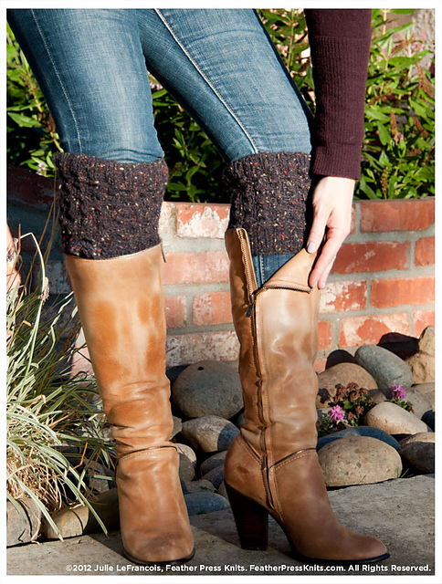 Ravelry: Woodland Fox Faux Socks pattern by Julie Grantz LeFrancois