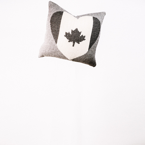 Ravelry: Love Canada Pillow pattern by Pudding Yarn