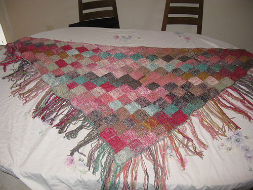 Ravelry: Triangle Entrelac Shawls pattern by Diane Conroy