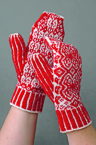 Ravelry: Madeline mittens pattern by Rosee Woodland