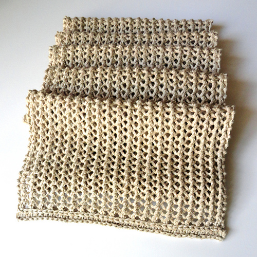 Ravelry: Rustic Ribbed Mesh Scarf pattern by Linda Thach