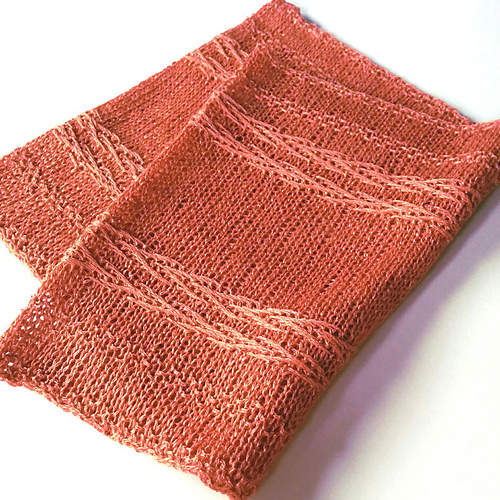 Ravelry: Linen Chevron Cowl pattern by Linda Thach