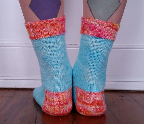 Ravelry: Exceedingly Vanilla Socks pattern by Amanda Steck