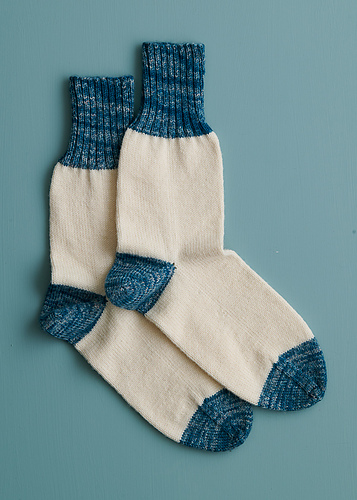 Ravelry: Easy Heel Colorblock Socks in Fine Print pattern by Purl Soho