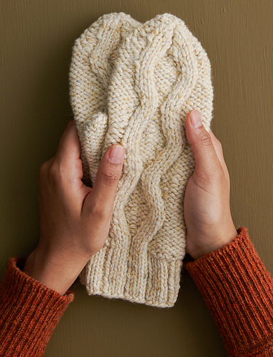 Ravelry: Fox Trail Hat + Mittens pattern by Purl Soho