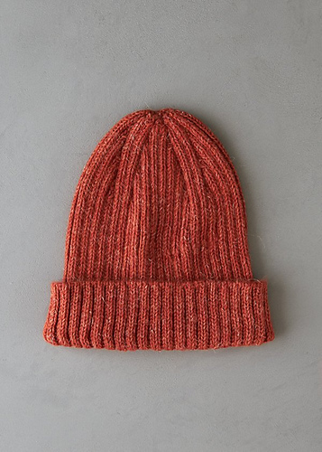 Ravelry: Lovely Ribbed Hat in Linen Quill Worsted pattern by Purl Soho