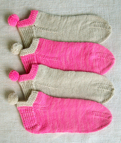 Ravelry: Pom Pom Socklets pattern by Purl Soho