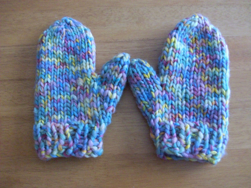 Ravelry: Midwestern Mittens, Extra Chunky pattern by Lion Brand Yarn