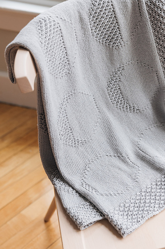 Ravelry: Selene pattern by Sarah Pope