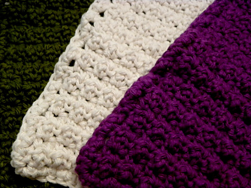 Ravelry: Square Nubby Dishcloth pattern by Rachel Polen