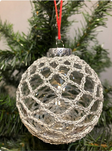 Ravelry: Heirloom Christmas Ornament pattern by Rachel Pyle