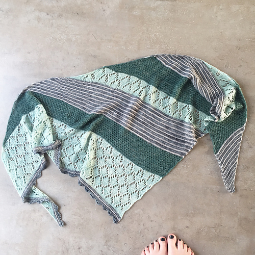 Ravelry: Don't stop me now shawl pattern by Rachel Schenk