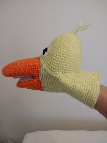 Ravelry: Quacky, the Duck, hand puppet pattern by Jorgelina Oddi