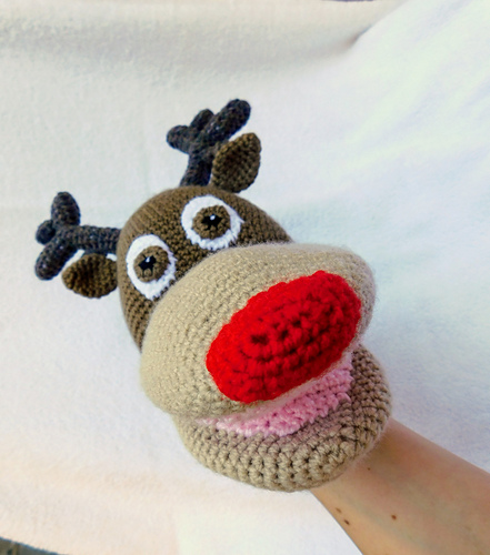 Ravelry: Rudolph, the reindeer, hand puppet pattern by Jorgelina Oddi