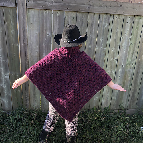 Ravelry: Sporty Poncho pattern by Salena Baca