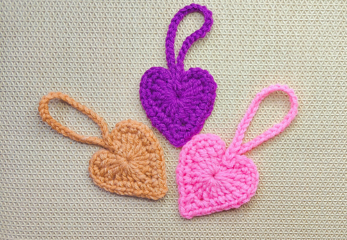 Ravelry: Quick Heart Charm pattern by Rajeshwari Singh