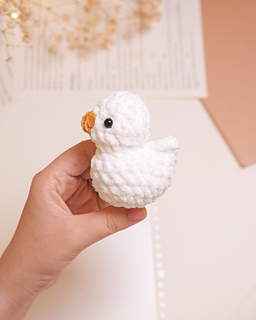 Ravelry: Hatching Gosling and Duckling pattern by Thuy Anh