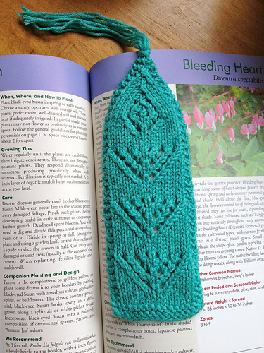 Ravelry: Pretty Bookmark With Eyelet Lace pattern by Ratchadawan Chambers