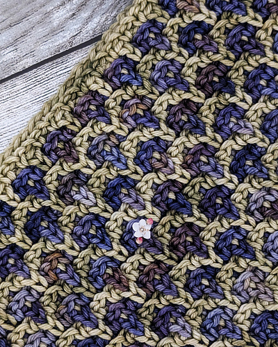 Ravelry: Arca Cowl pattern by Elena Fedotova