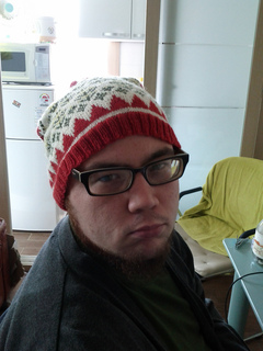 Ravelry: poissonsdeplaid's Obnoxious Christmas Hat